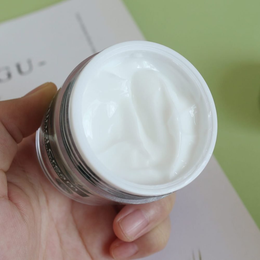 Crema de noapte cu retinol, gat si decolteu cu 2,5% Retinol Activ ...